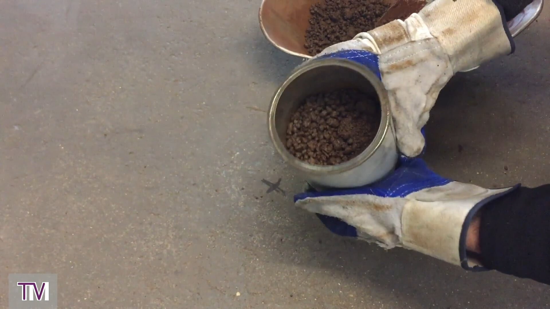 Can Test: Iron Ore Fines - Below Flow Point - UK P&I