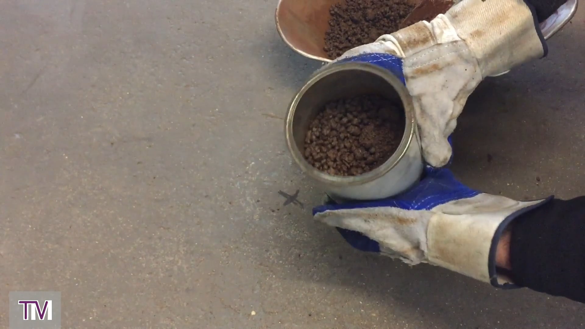 Can Test: Iron Ore Fines - Below Flow Point - UK P&I